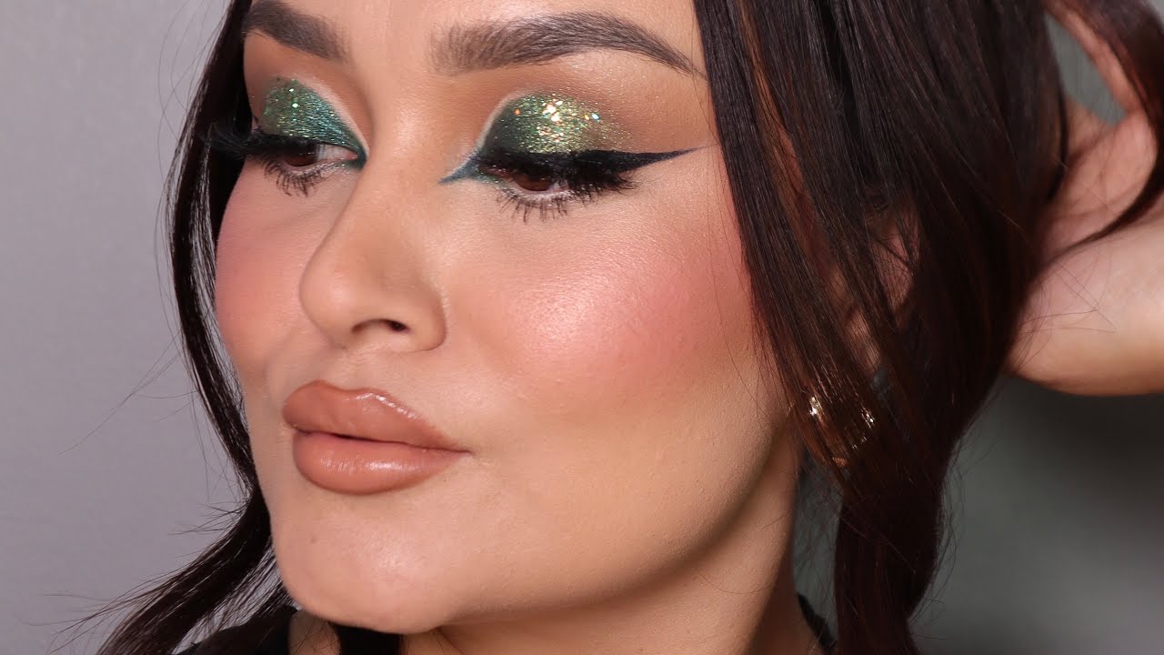 Maquillaje en tonos verdes 💚 TUTORIAL #makeuptutorial - YouTube