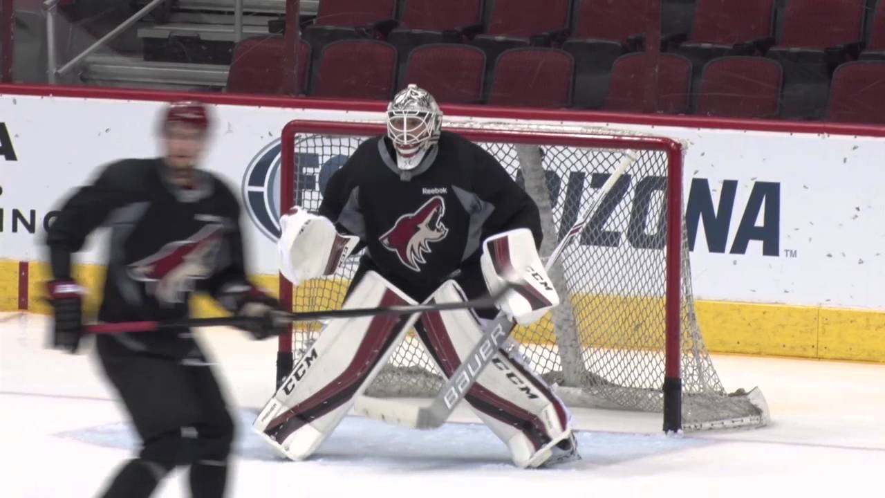 Goaltender Louis Domingue Rookie of the Month - YouTube