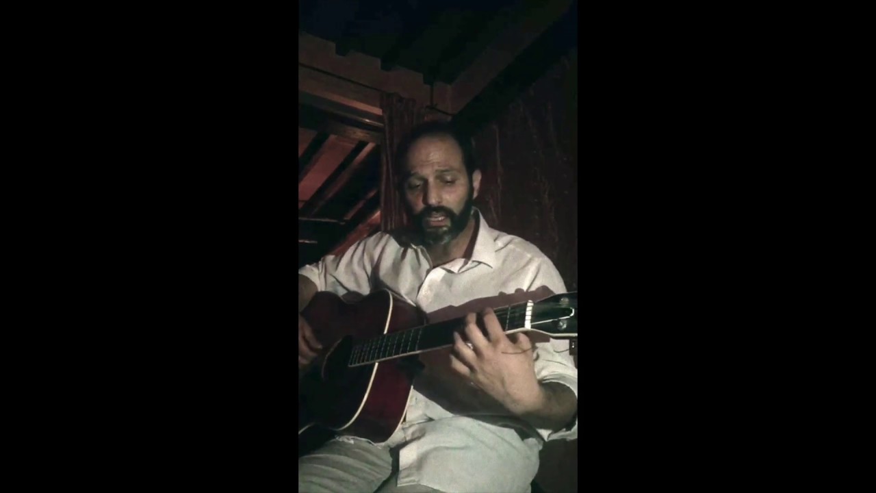 Claudio Corona Belgrave sing Cucurrucucú Paloma (Veloso Version) - YouTube