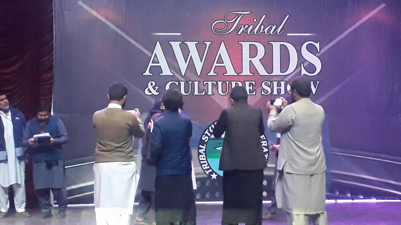 Imran dewana new poetry in nashtar hall Peshawar 2020 - YouTube