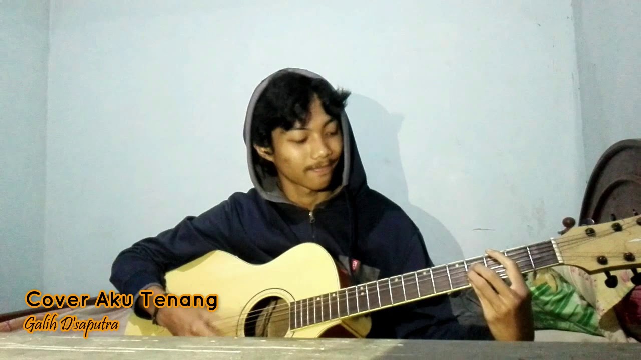 Aku tenang- Fourtwnty cover Galih D'saputra - YouTube