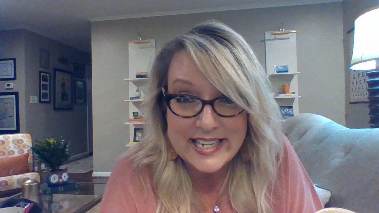 Lori Starkey's Instagram, Twitter & Facebook on IDCrawl