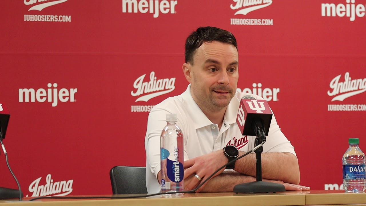 Archie Miller Previews Notre Dame - YouTube
