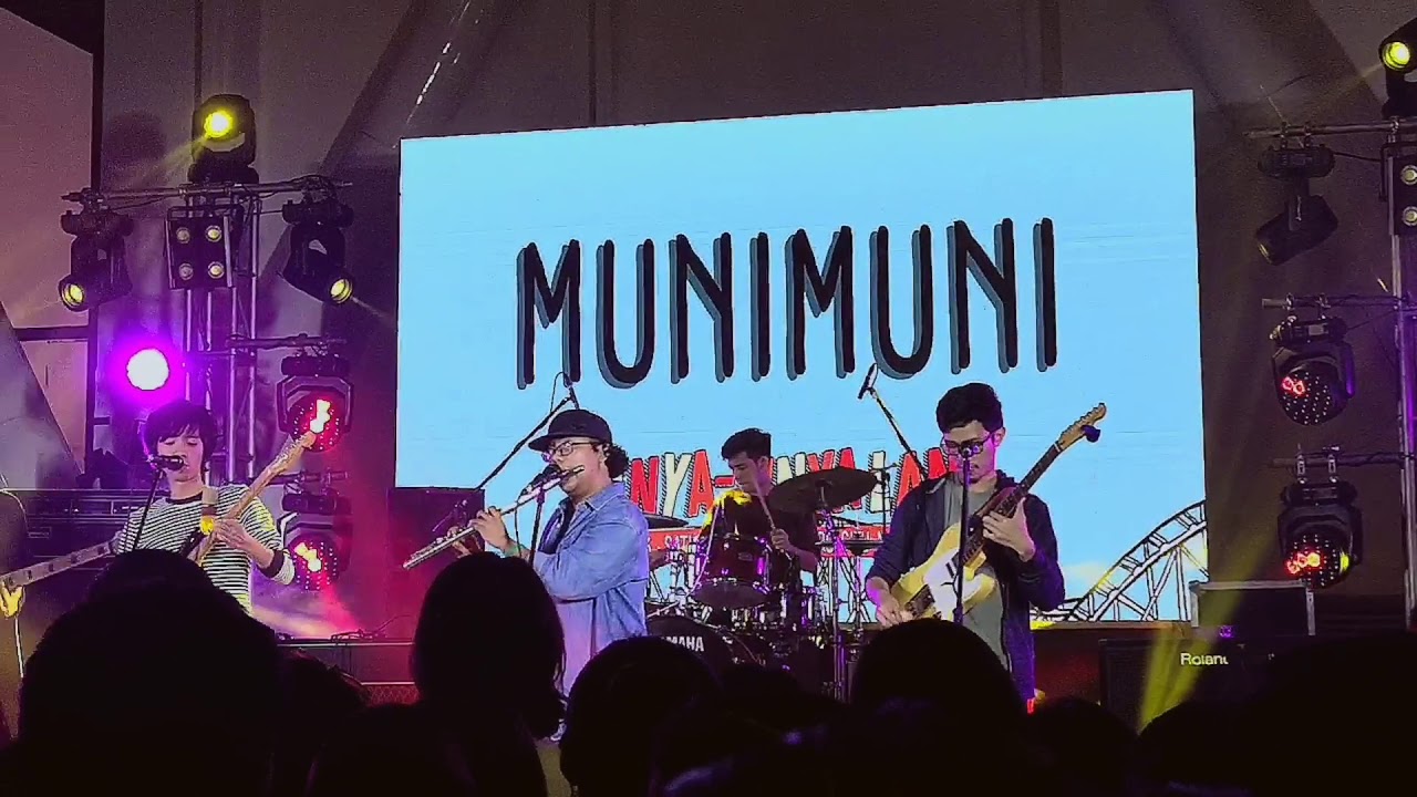 Munimuni live at Linya-Linya Land 2019 - YouTube