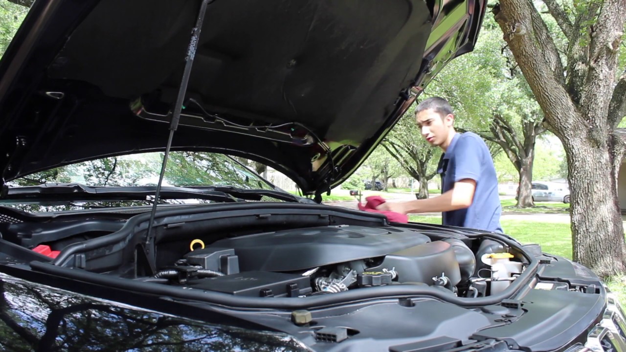 Jeep Grand Cherokee Engine Bay Detail - YouTube