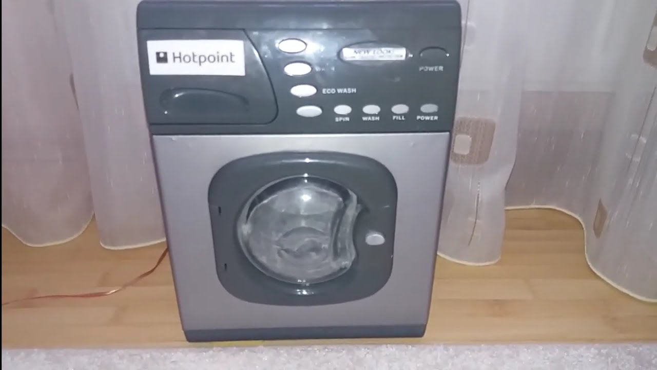 Hotpoint toy washing machine modified spin on sponges - YouTube