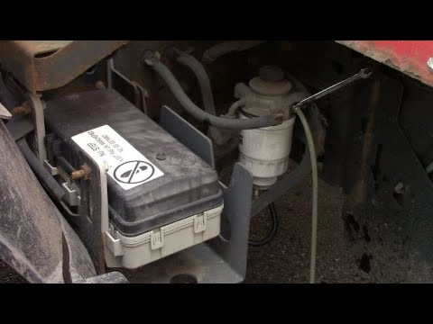 Isuzu NPR NQR NRR Fuel Filter Change - YouTube