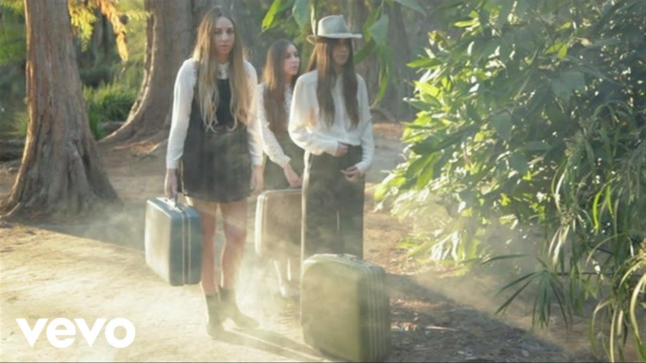 HAIM - Falling (Behind The Scenes) - YouTube