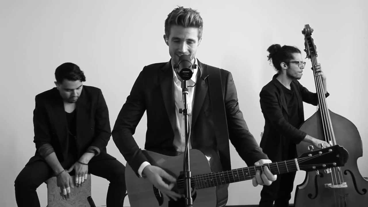 Live Sessions with Josiah Hawley Beautiful to Me - YouTube