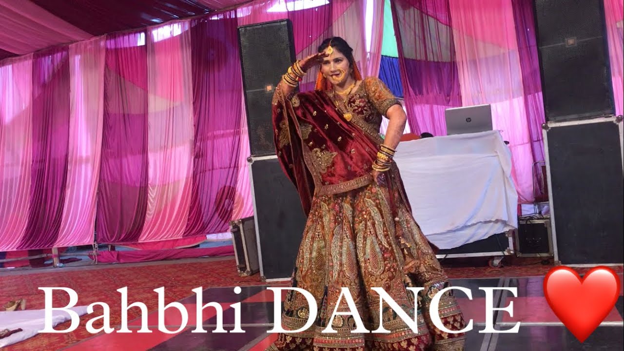 Finally Guys Bahbhi Ka Dance 😍 - YouTube