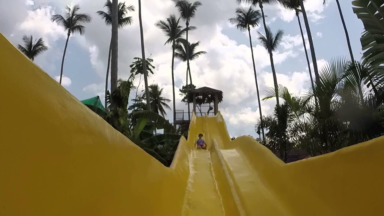 Crazy Concrete Water Slides at Coco Splash Waterpark Lamai, Koh Samui ...
