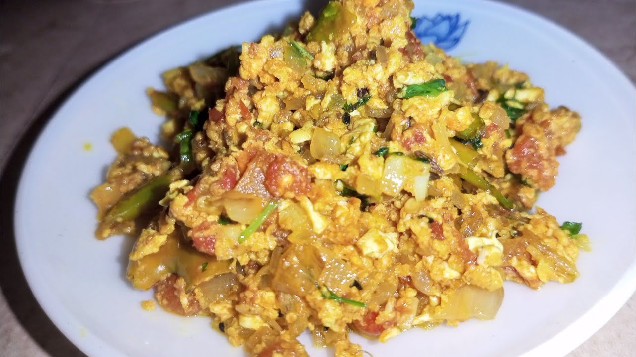 Egg fry recipe 😋 Anda fry 😋😋😋yese bhi anda fry krke dekhiye - YouTube