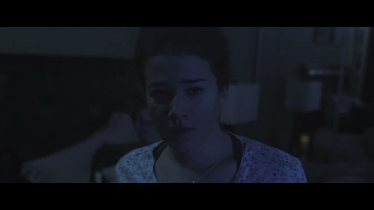 040 Barefoot Legs Grabbed In Short Film - YouTube
