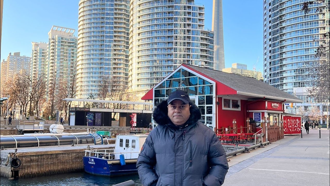 TORONTO DOWNTOWN ||TRIP VLOGGER|| - YouTube