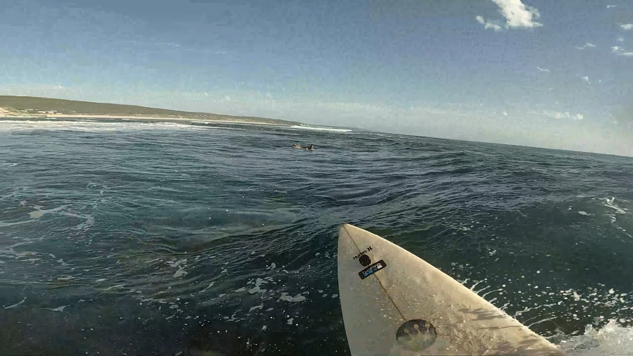 Surfing Margaret River Mainbreak - YouTube