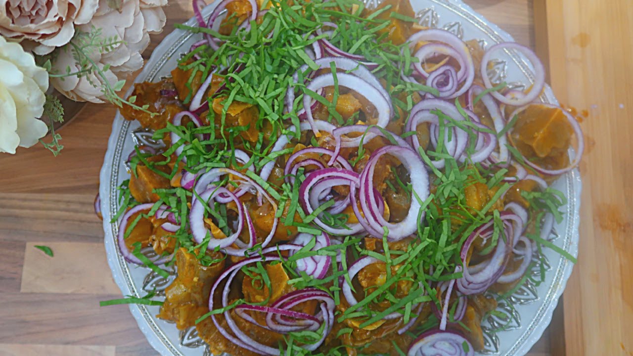 HOW TO MAKE NKWOBI [SPICY COW FOOT] | NIGERIAN FOOD RECIPE - YouTube