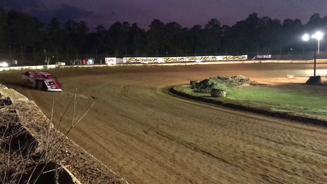 Noah Daspit Qualifying for the Curtis Burns Memorial Race - YouTube