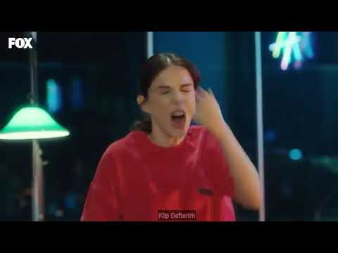 Özgür & Ezgi - Yaktım Gemileri - {Bay yanlış} Klip