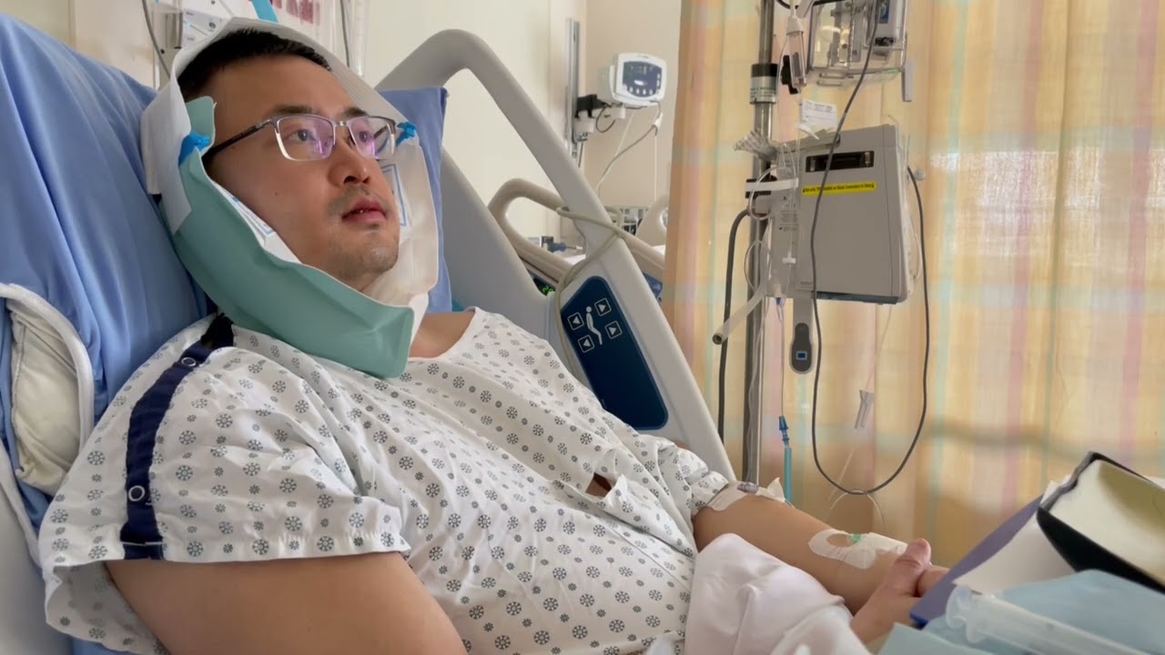 UNDERBITE DOUBLE JAW SURGERY VLOG #19 | At Home Recovery Tips | Hear ...