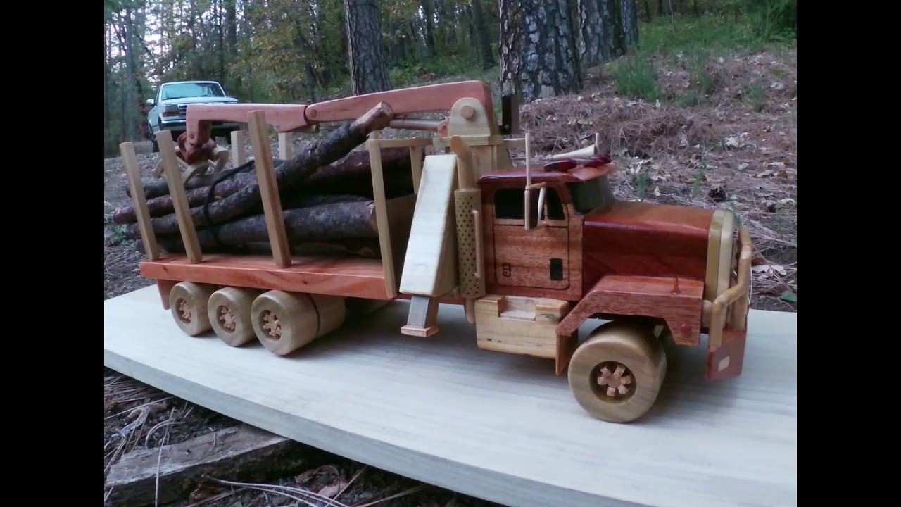 international wooden self loading log truck model - YouTube