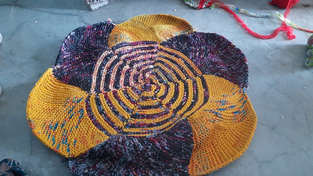 very easy doormate /to old sadee to simple knitting - YouTube