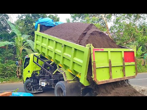 Dump Truk//Mobil Truk Pasir Jomplang Muatan Full Bak Pasir Super
