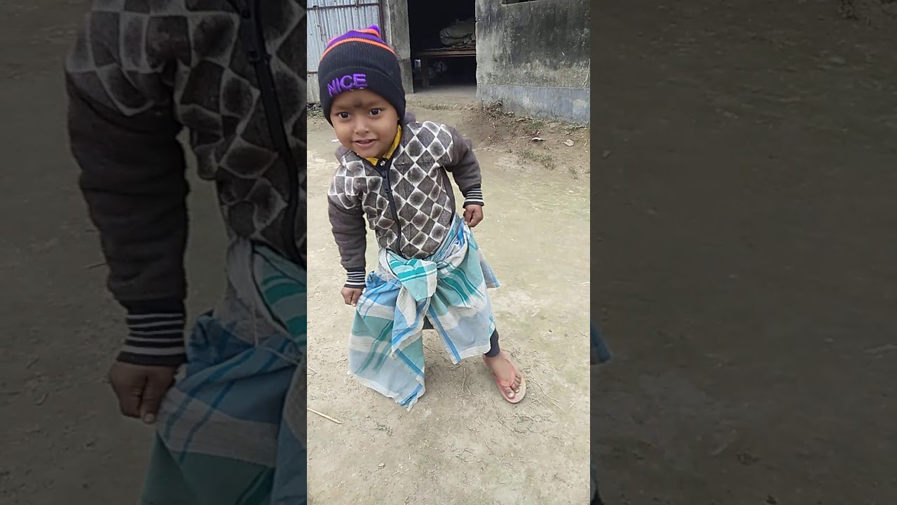 Little boy lungi dancing - YouTube