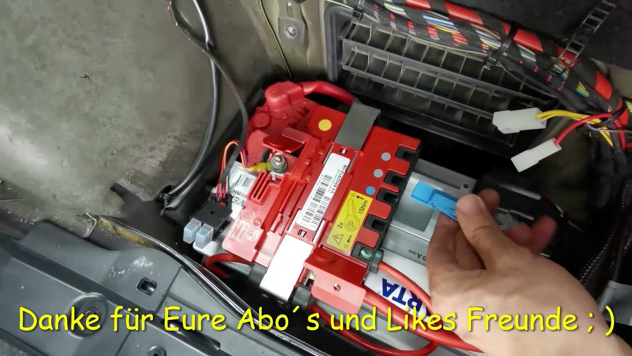 Batteriewechsel BMW 3er E91 Touring XY9777 - YouTube
