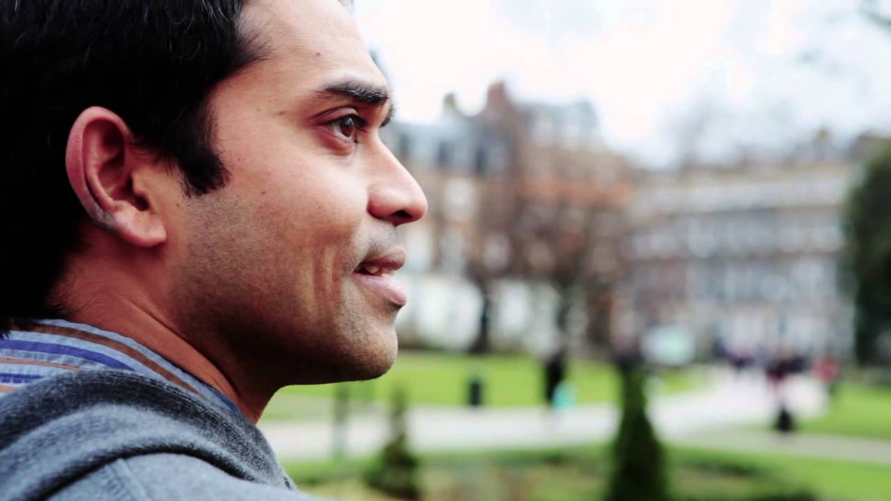 UCL Engineering - Helping computers think in 3D - YouTube