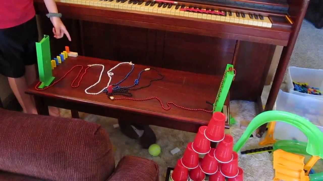 Small Chain Reaction Machine - YouTube