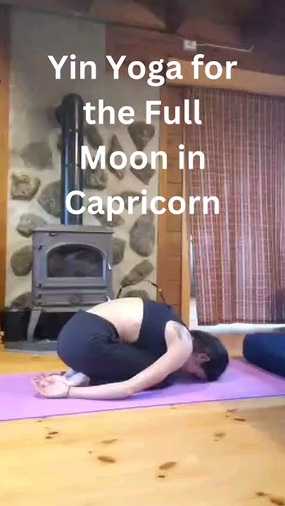 Yin Yoga for the Full Moon in Capricorn 🌛 #yogaroutine #yinyoga #moonyoga - YouTube