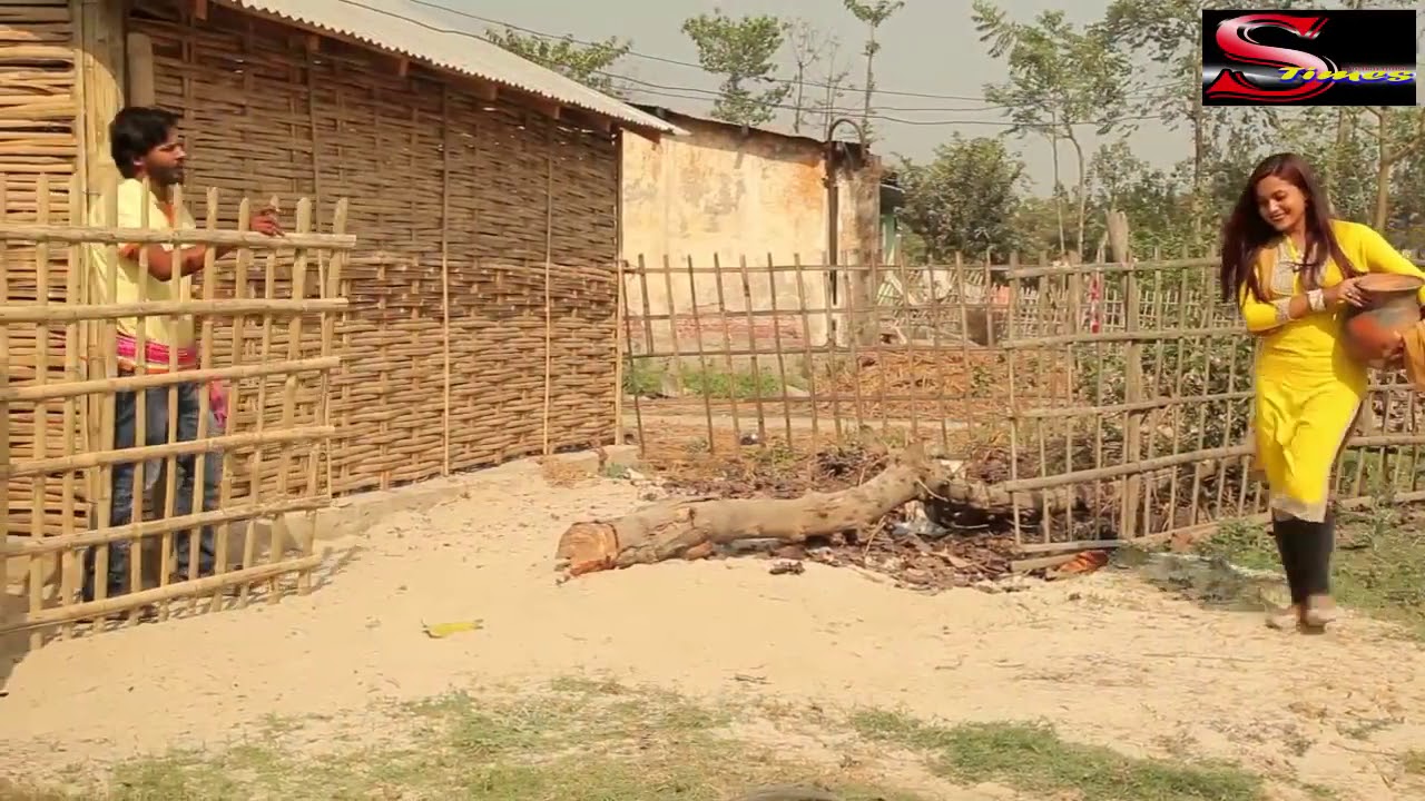 घास काटे चलु अहा // Gahuma ke khet me sajni aha sang prit lagaym - YouTube