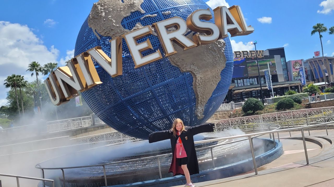 Universal Studios Orlando! Wizards, Castles, and Baseball Cards. - YouTube