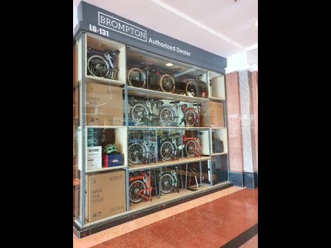 MALL BURSA SEPEDA LIPAT dan ACCESORIS JAKARTA SELATAN STC SENAYAN - YouTube