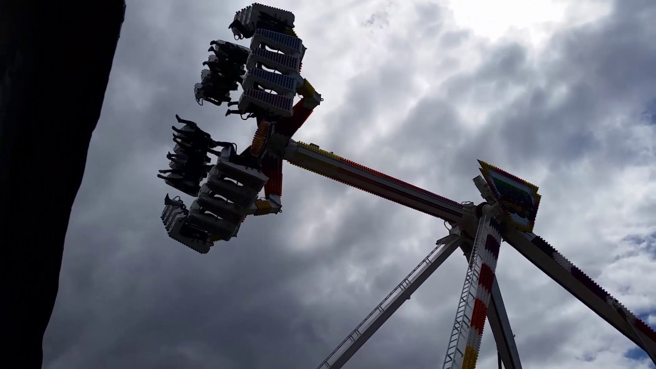 Philip Booth's Wipe Out (OFFRIDE) @ Brean Theme Park 2017 - YouTube