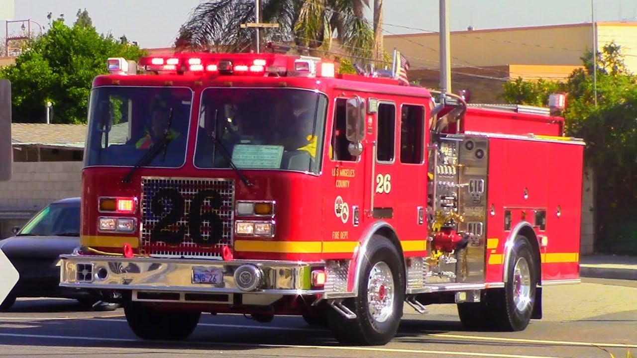 LACoFD Engine 26 & Squad 26 Responding - YouTube