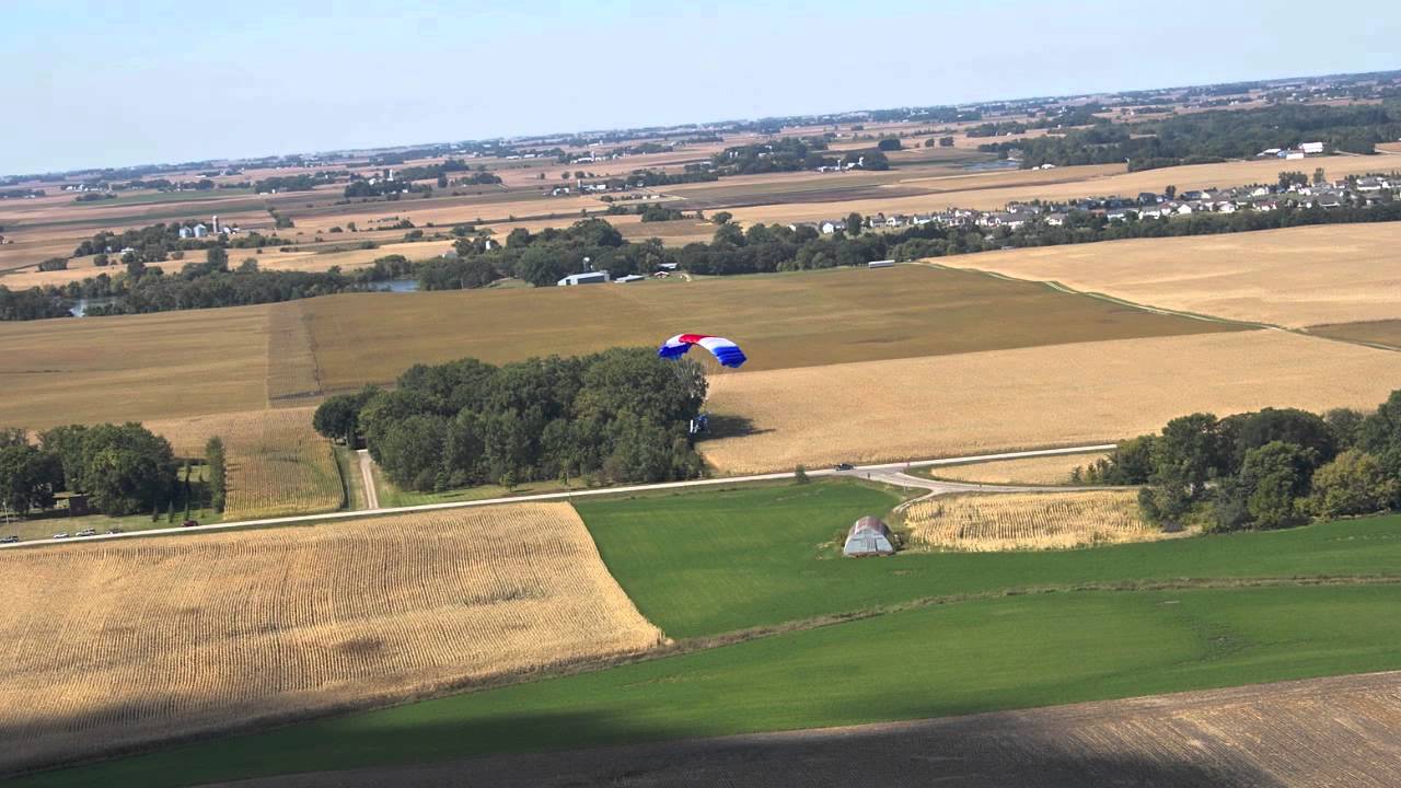 Bob flying his new Powrachute Sky Rascal - YouTube
