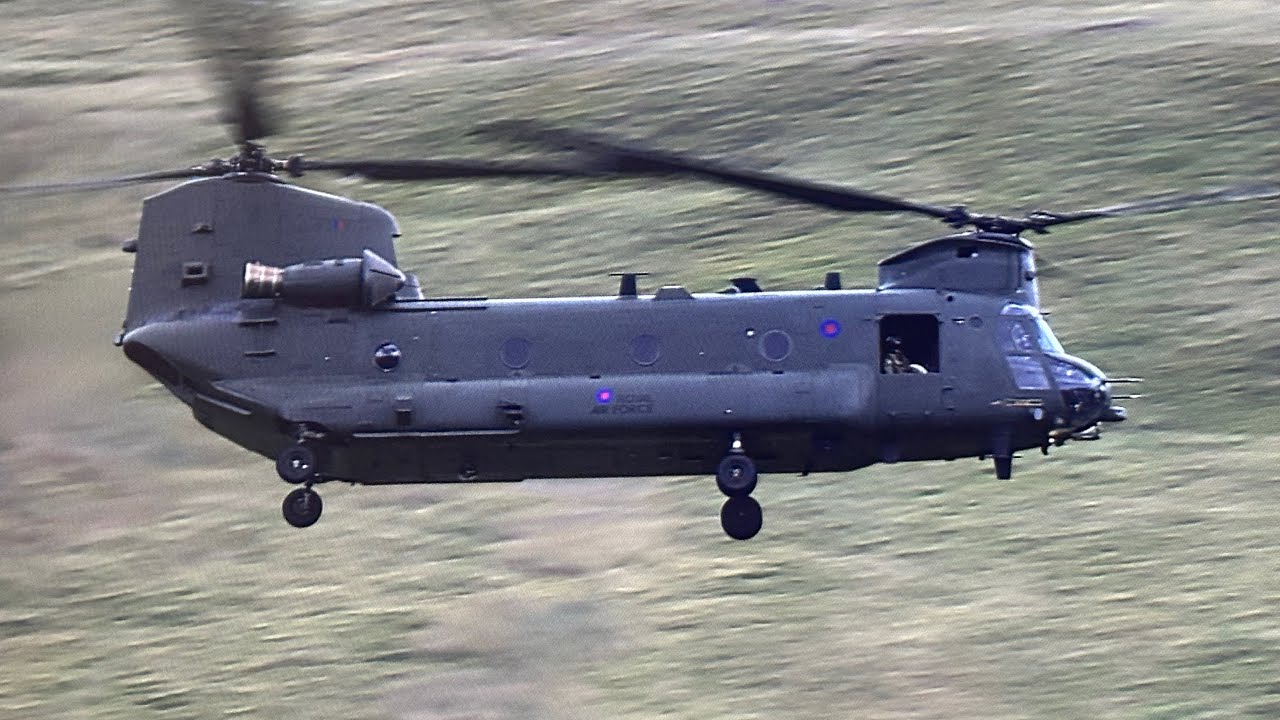 MACH LOOP: CHINOOK AT LOW LEVEL - YouTube
