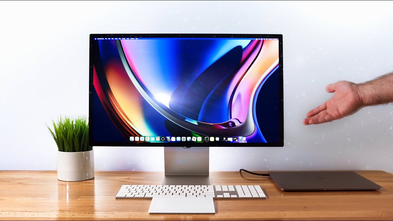 Why Buy? - an Apple Studio Display In 2025 - YouTube