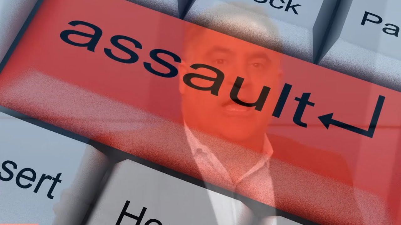 The SUPER DUPER MEGA Scary "ASSAULT" RIFLE - YouTube