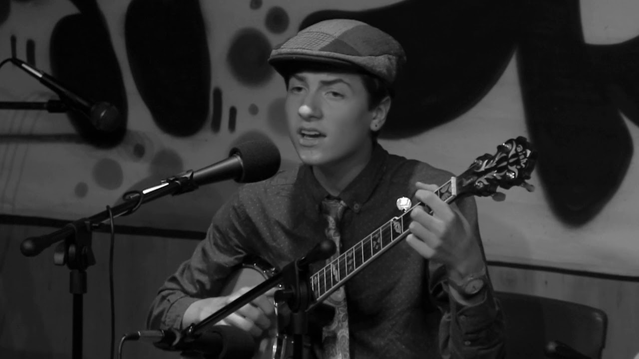 G Rockwell and Archer Parks perform "Things in Life" written by Don ...