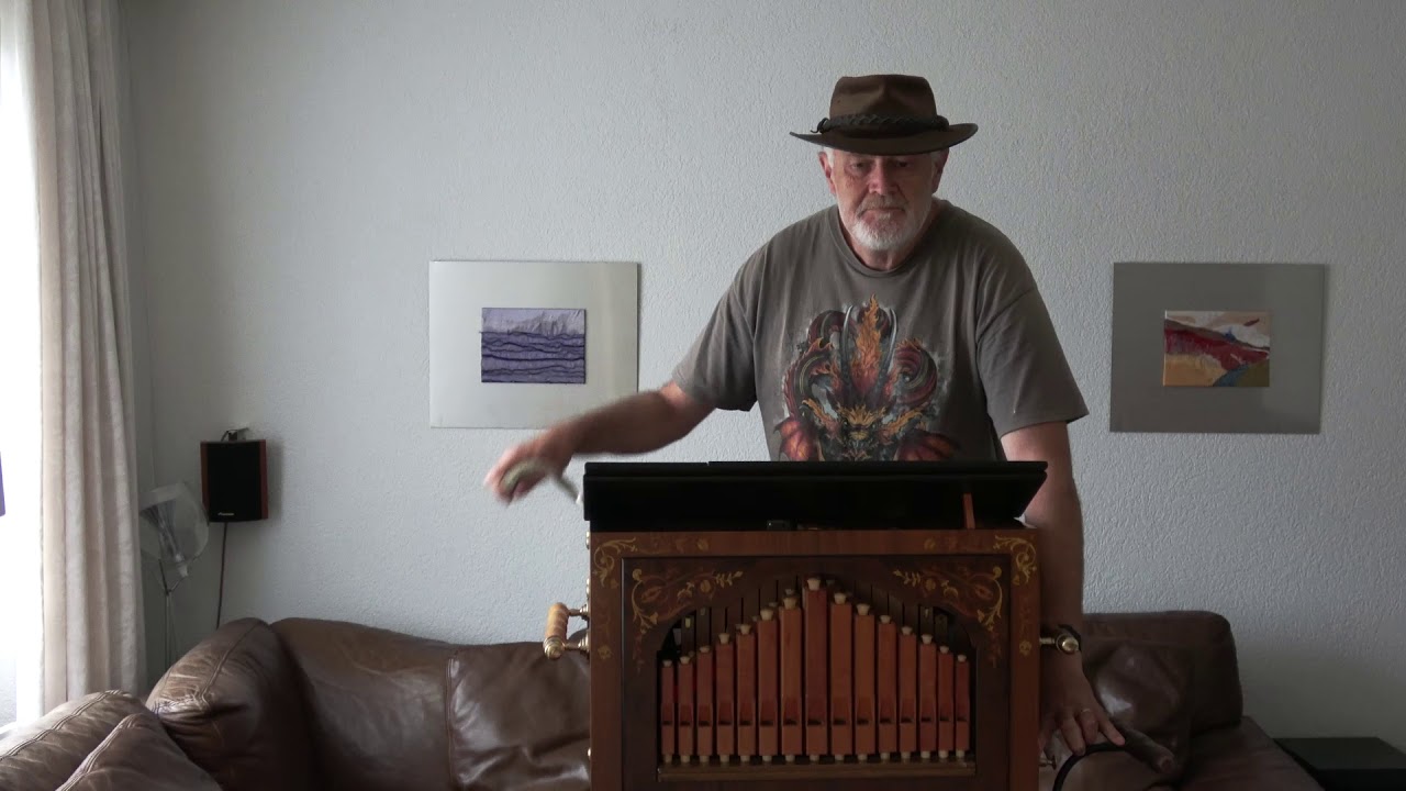 Mackie Messer - YouTube