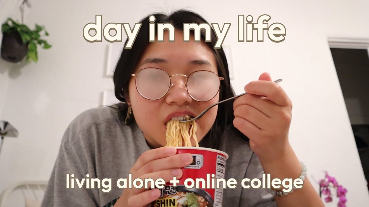 real day in the life of an online college student living alone - YouTube