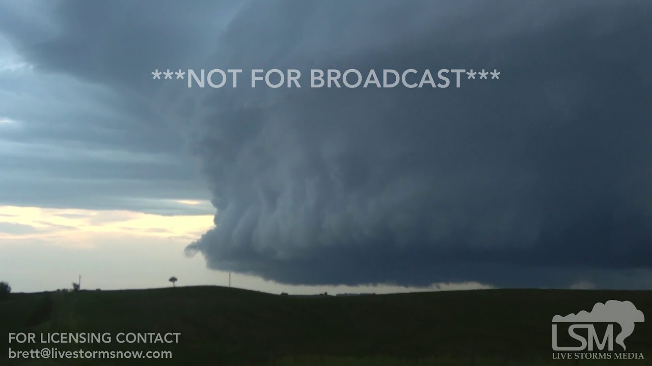 06-17-18 Obert, NE - Unbelievable Supercell and Mesocyclone - YouTube