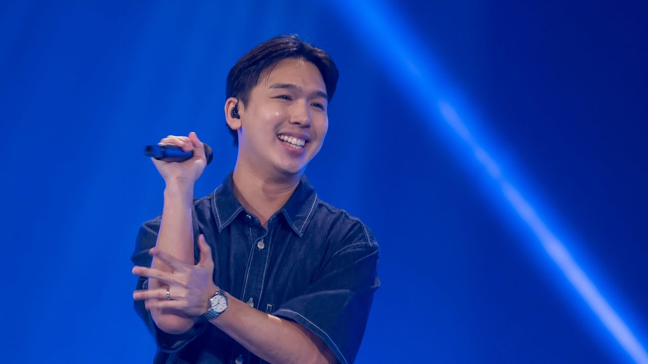 CityWorship: ⁠You Lifted Me Out // Rayner Tan @City Harvest Church ...