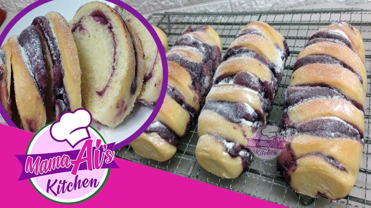 UBE PASTILLAS BREAD ROLL / Ube Pastillas Filled Bread - YouTube