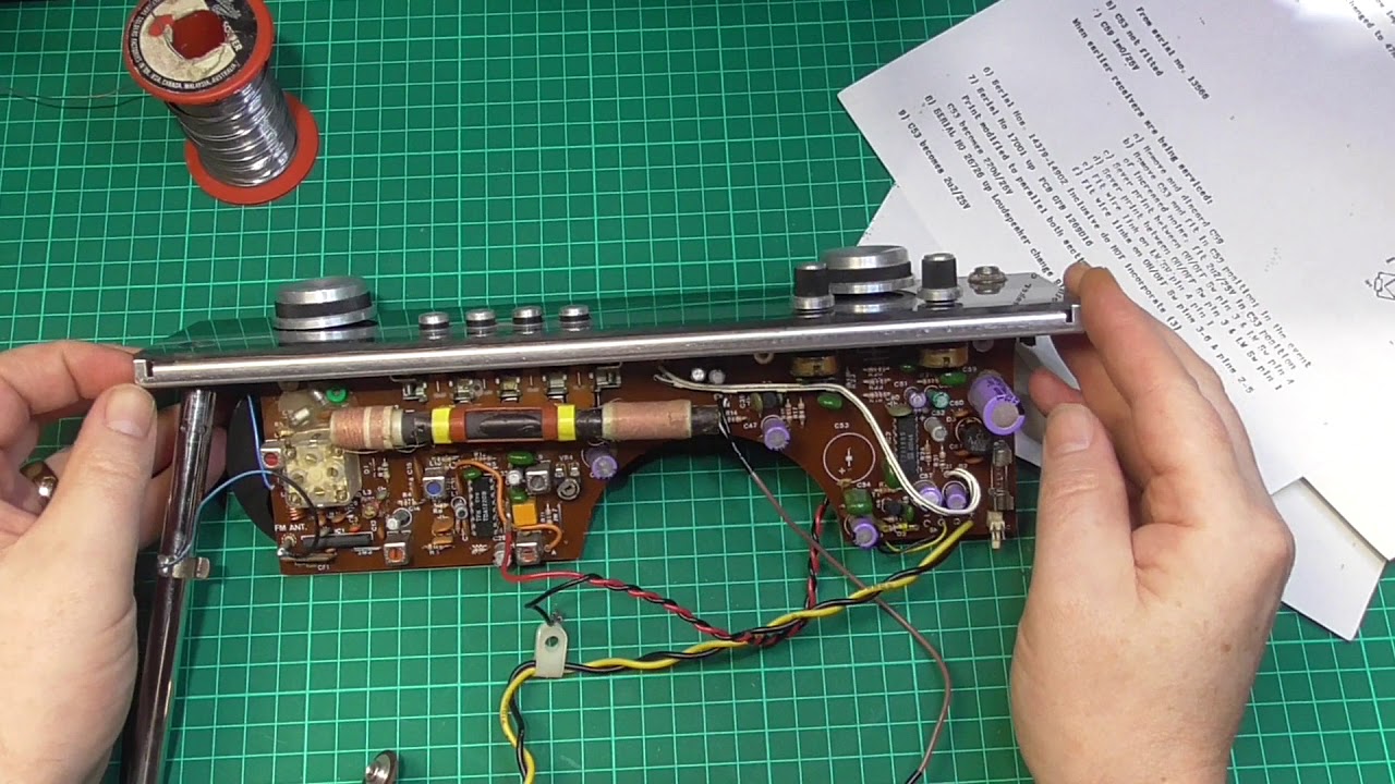 Roberts Radio Model R900 - Official Power Switch Modification - YouTube