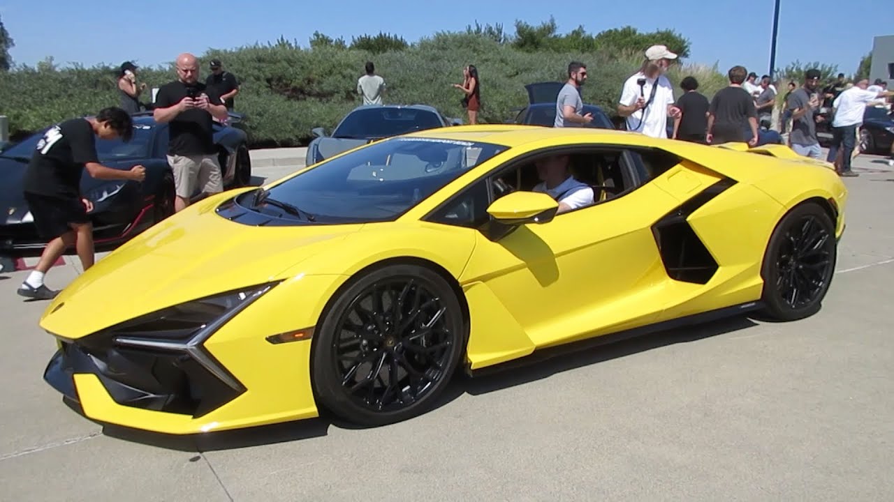 New Yellow 2024 Lamborghini Revuelto - YouTube