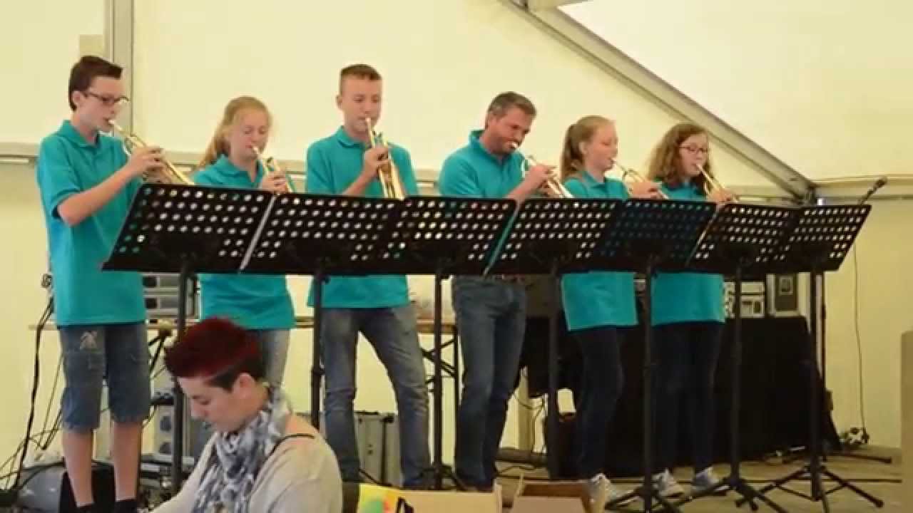 Hub's Trumpets-Bravo Monsieur le Monde - YouTube