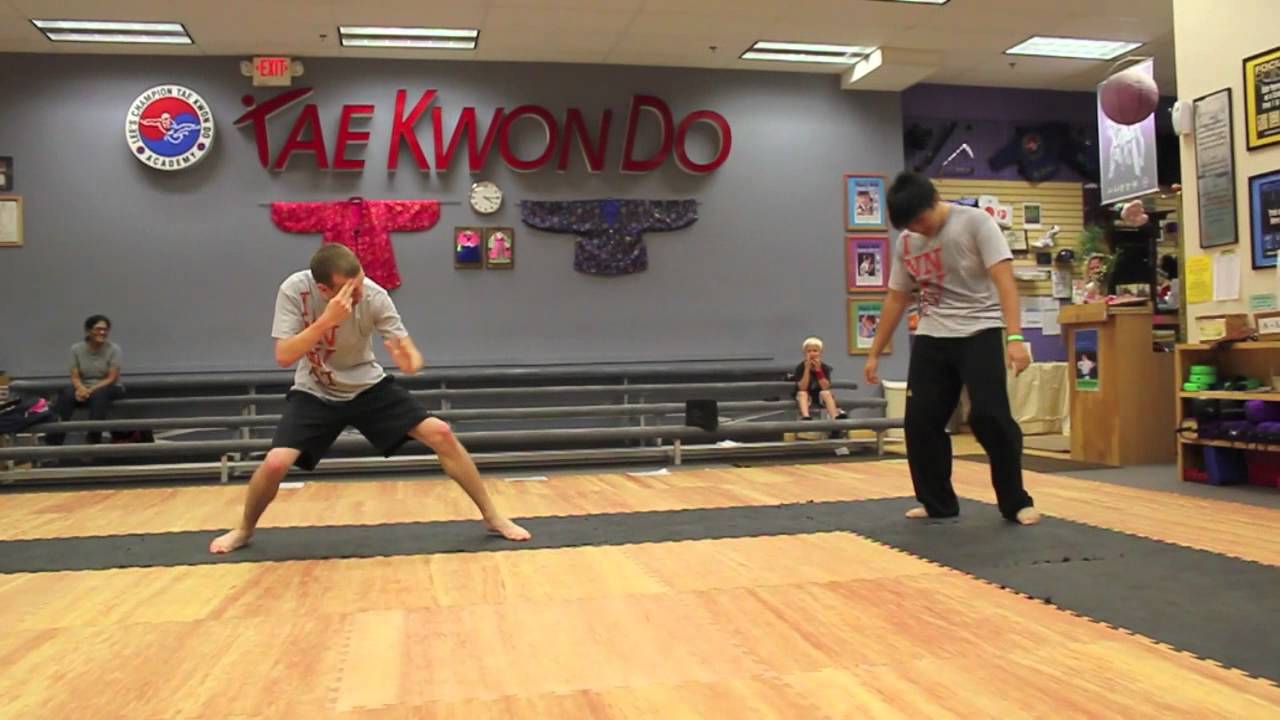 Funny Martial arts Action Fight! - YouTube